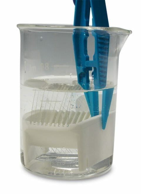 Wash-N-Dry™ Coverslip Holder - Delta Microscopies