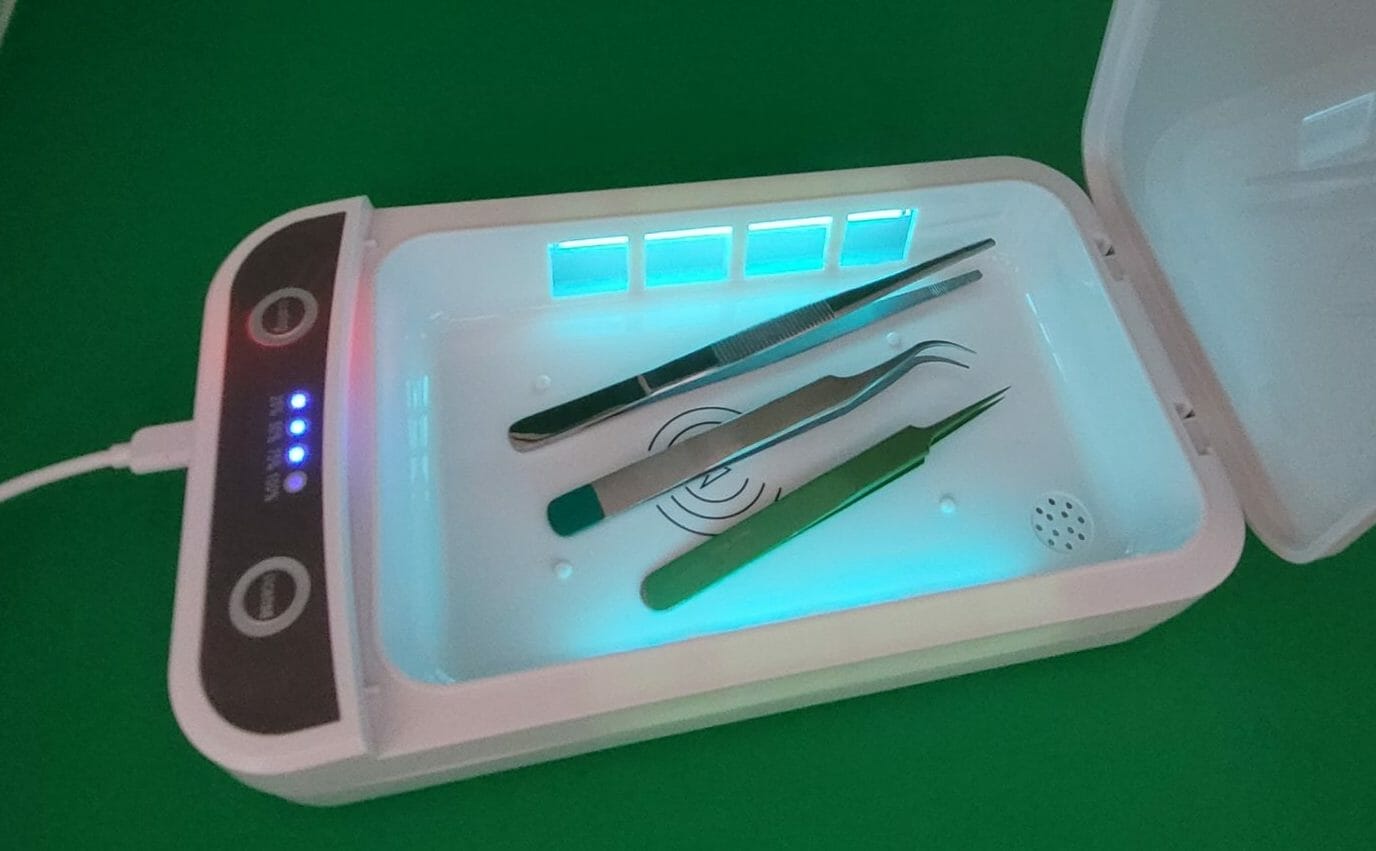 UV sterilization (Bact., Virus) box for your tools - Delta Microscopies